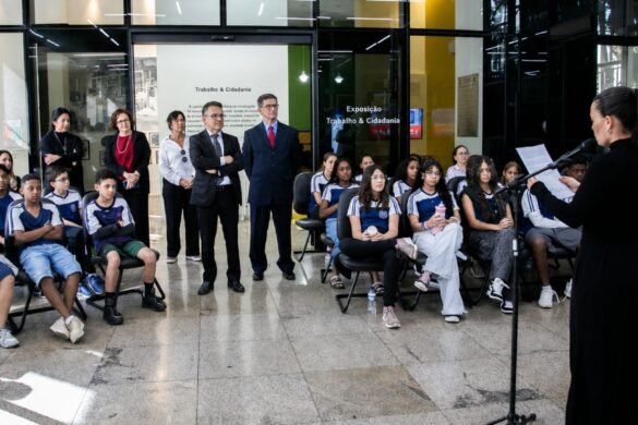 Renda domiciliar per capita chega a R$ 2.316 em 2025, diz IBGE | Contec ...